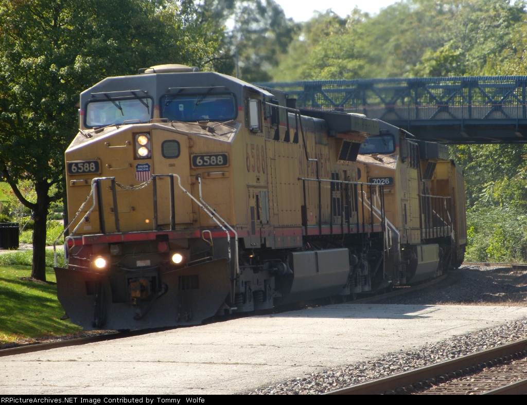 UP 6588 and UP 7026 lead a loaded coal